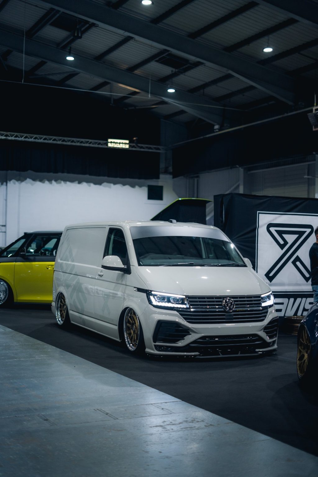 VW Transporter T6.1 - FULL LED Headlights - Audi style | THQ